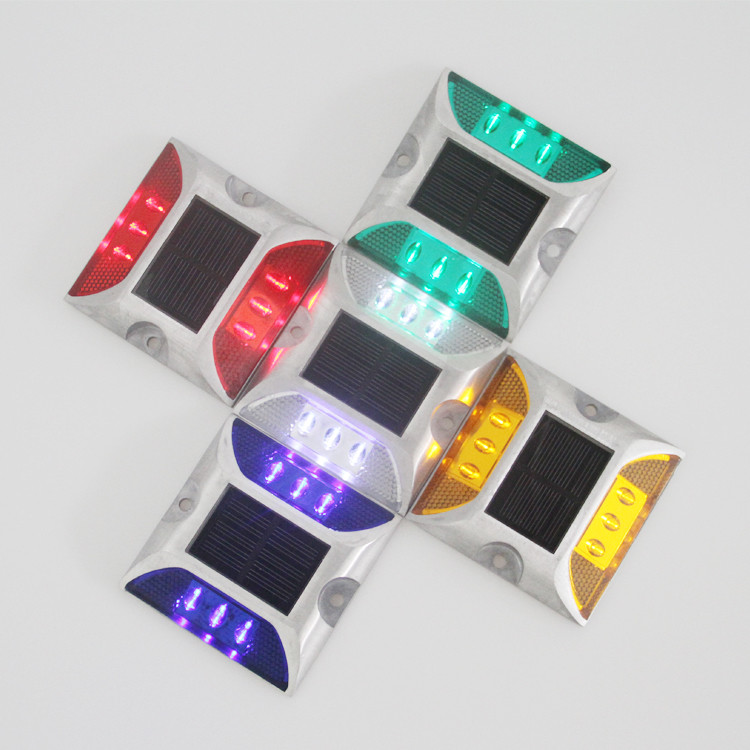 Aluminum Solar Pavement Light Traffic Warning Road Stud For Roadside
